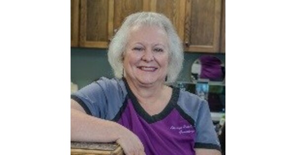 The Inner Circle acknowledges, Carolyn W. Quist, DO, FACOOG as a Pinnacle Lifetime Member