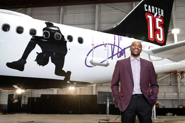 Vince "Air Canada" Carter's Legacy Soars with High-Flying Tribute