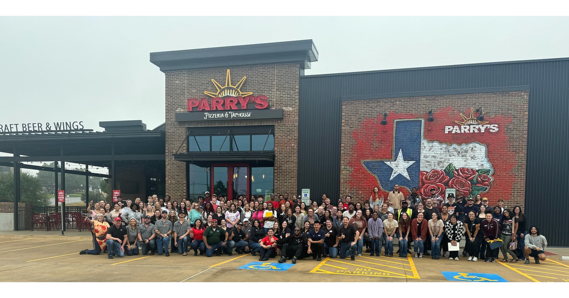 Parry's Pizzeria & Taphouse Celebrates Tyler Grand Opening!