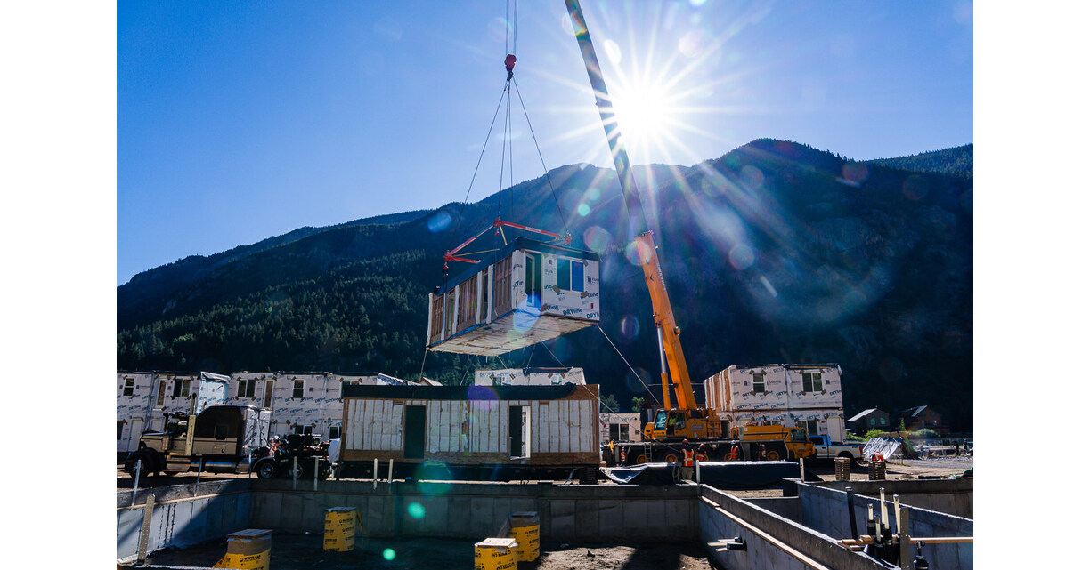 Centennial Partners Hosts Modular Setting Event for Lakeview Flats ...