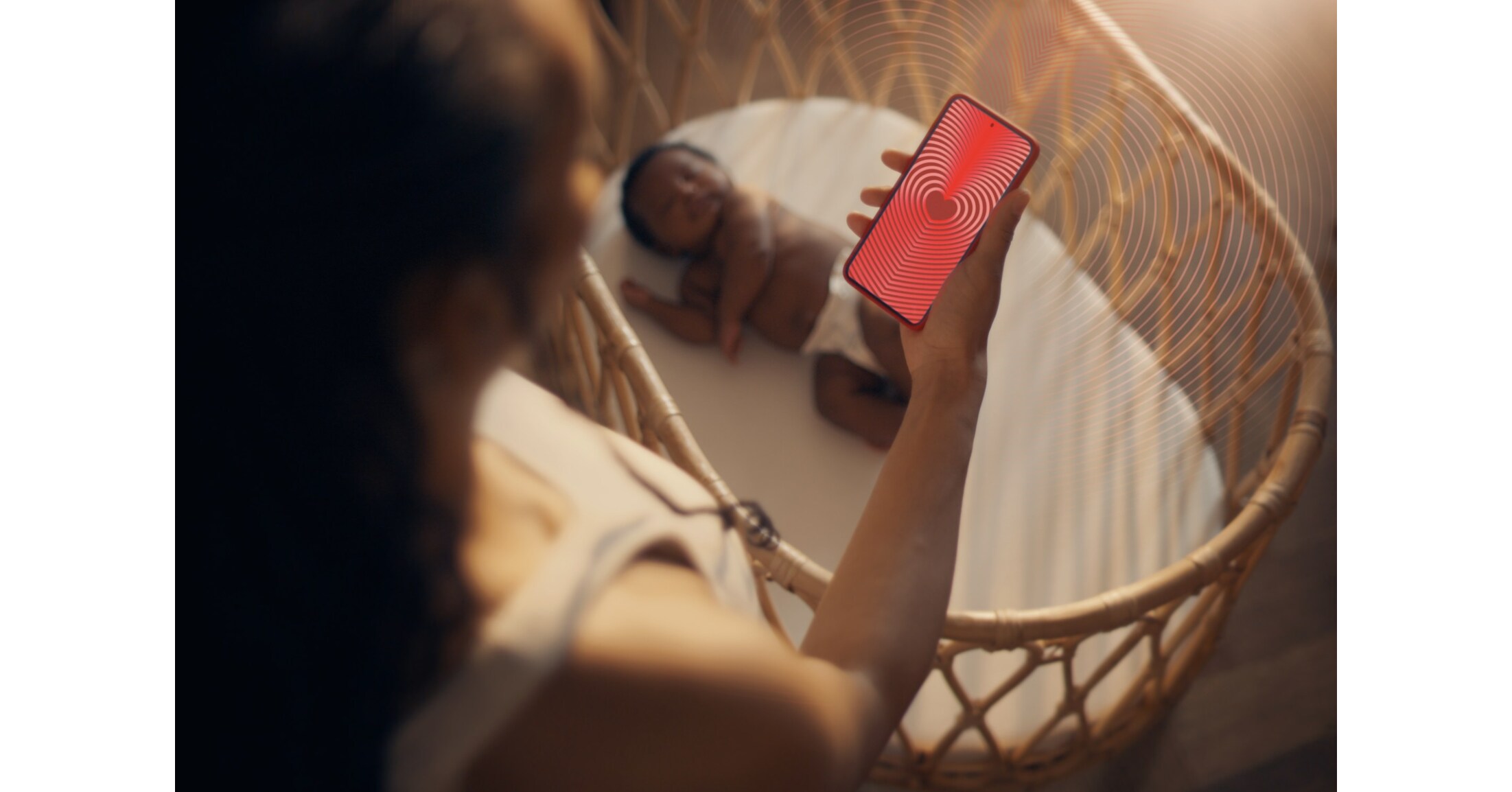 Huggies® is transforming mothers' hugs into unique baby sleep tracks