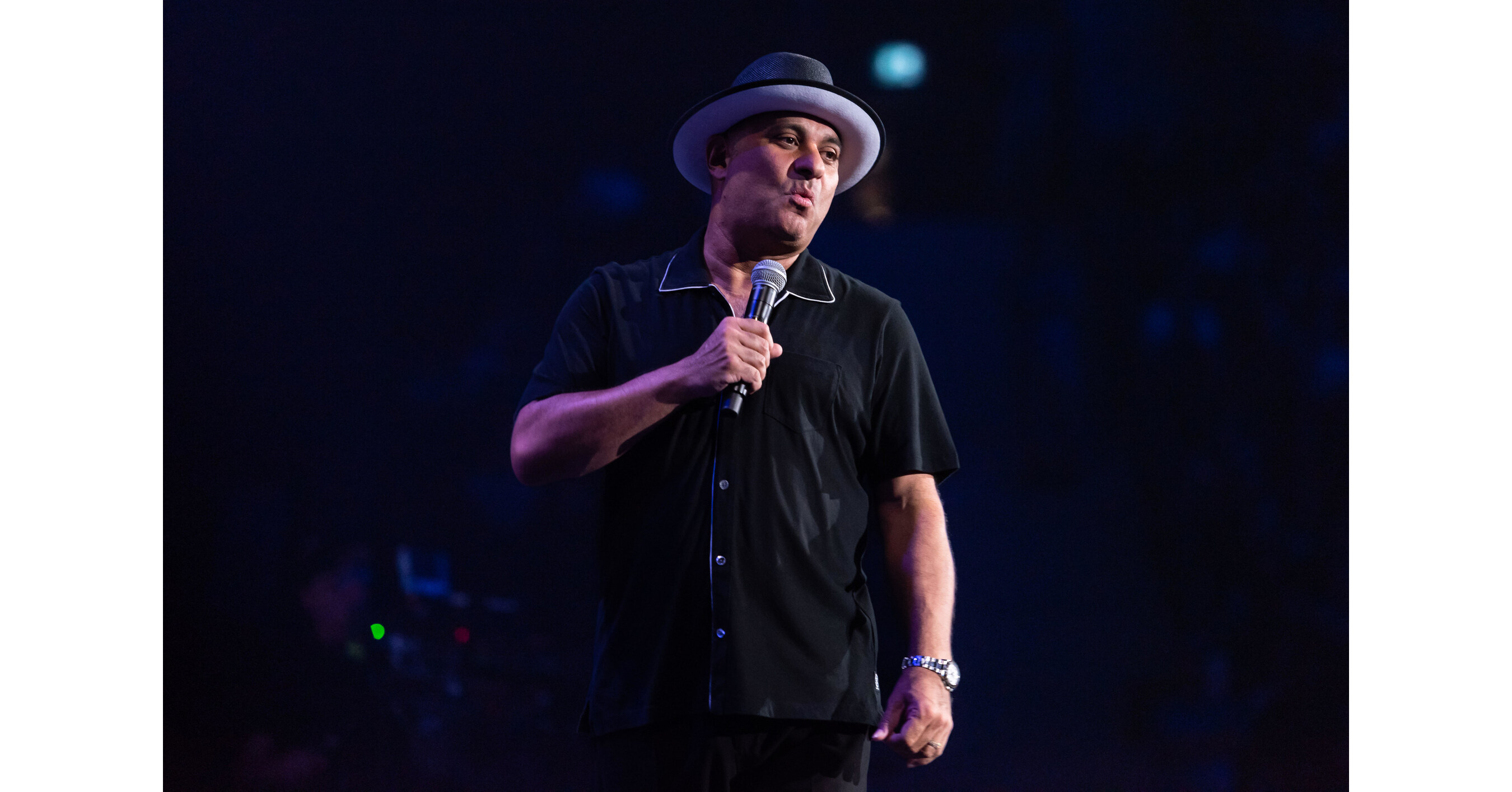 RUSSELL PETERS NEW STAND-UP SPECIAL: ACT YOUR AGE Live in Abu Dhabi ...