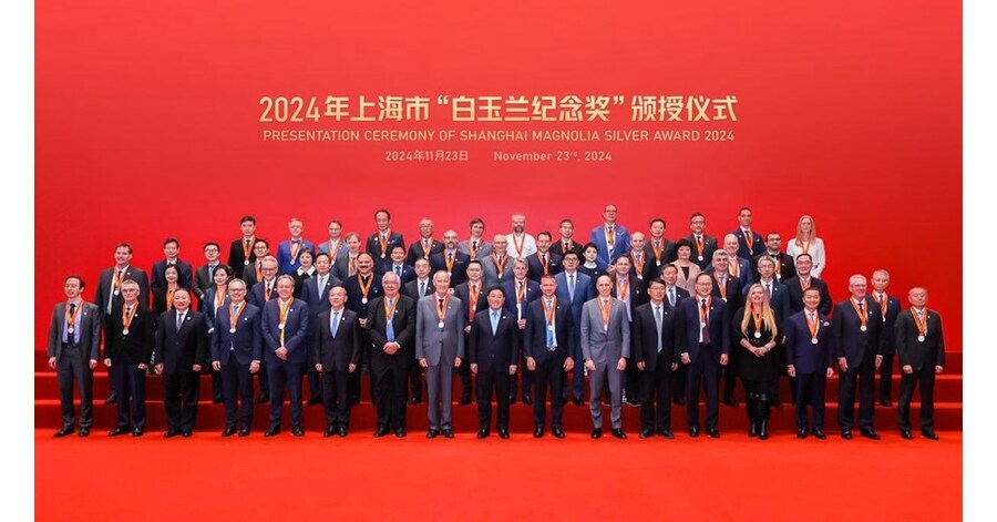 Shanghai honors 50 expats with Magnolia Silver Awards