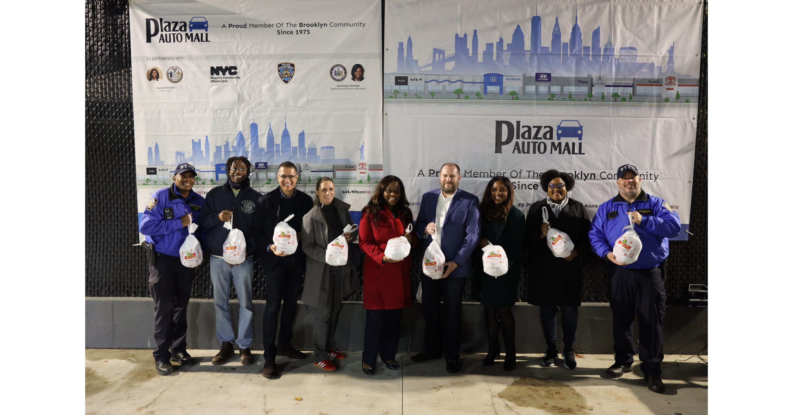 Plaza Auto Mall Delivers Thanksgiving Joy with Community Turkey Giveaway