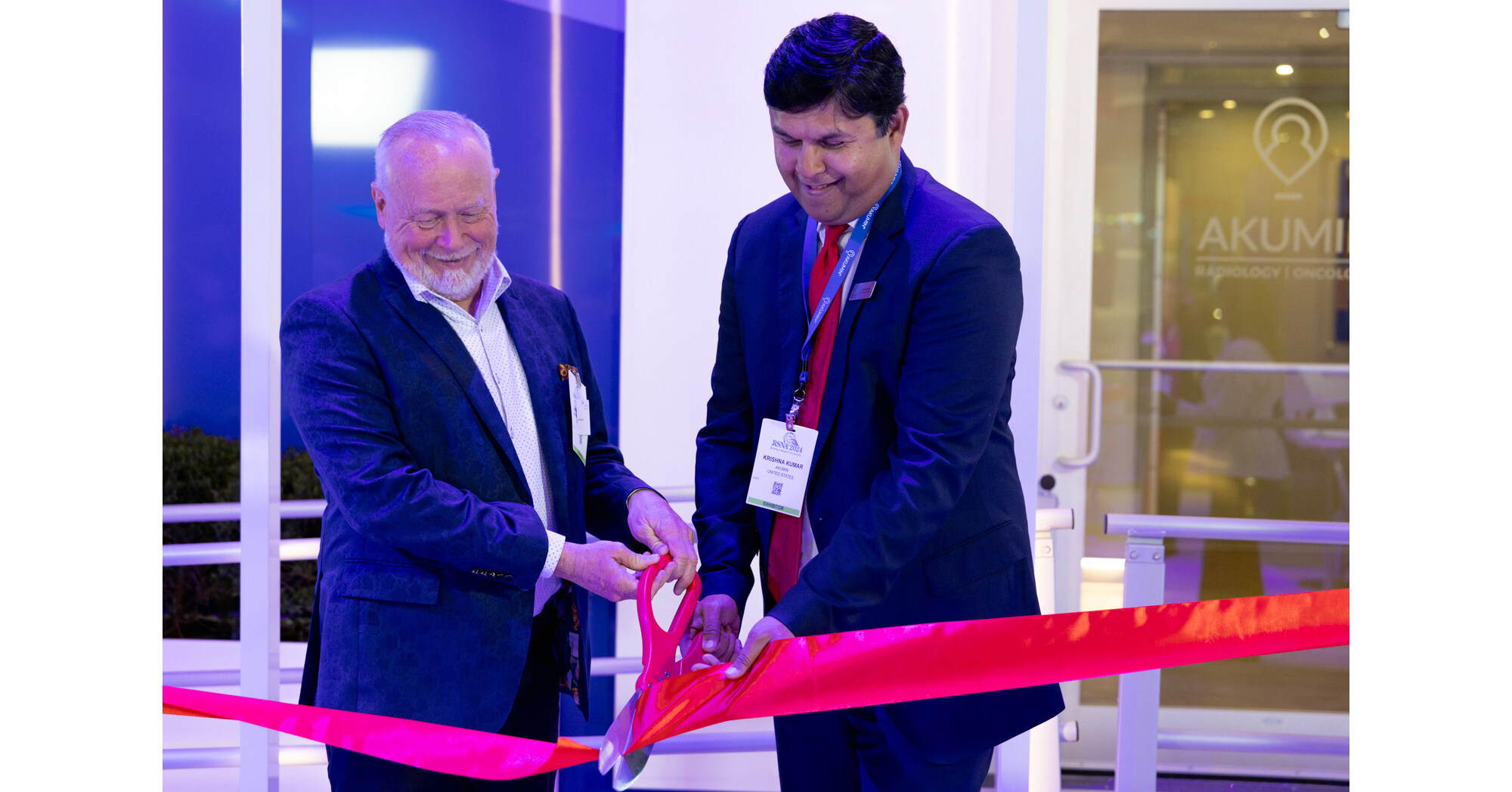 Akumin Unveils World-First Akumin AXIS™ Relocatable Imaging Center with ...