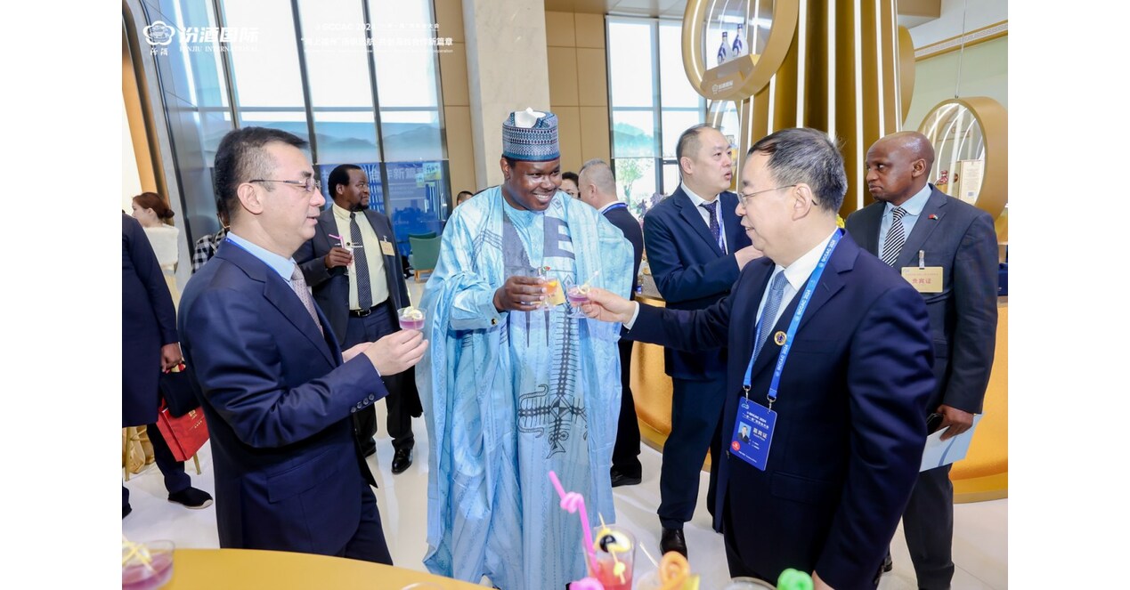 Fenjiu a cultural messenger with aroma flowing globally