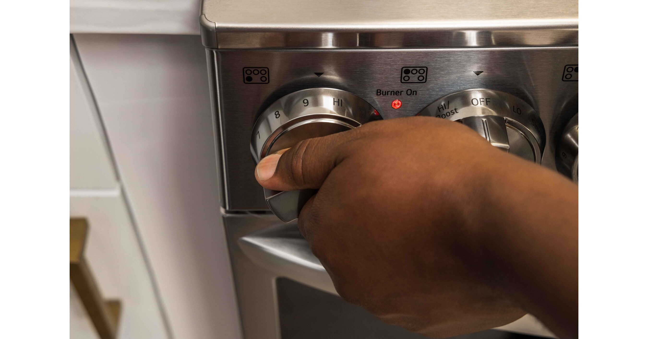 NEW LG AD CAMPAIGN HIGHLIGHTS BENEFITS OF HOME ELECTRIFICATION