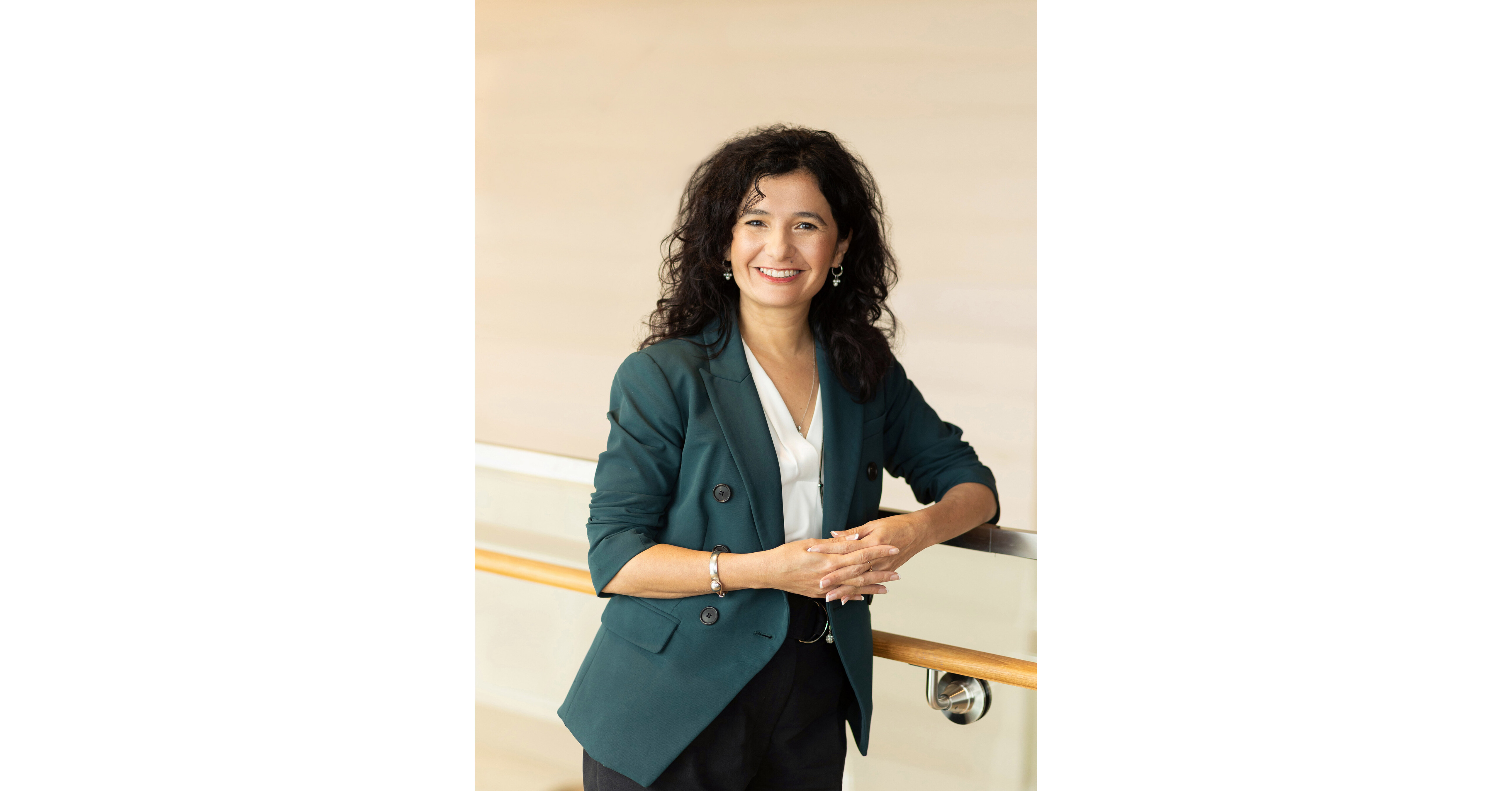 LINDBLAD EXPEDITIONS HOLDINGS, INC. APPOINTS NATALYA LEAHY AS CEO, RICK ...