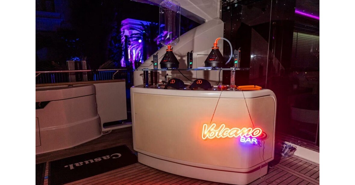 STORZ & BICKEL Makes History as First Vaporizer Brand to Sponsor NYLON ...