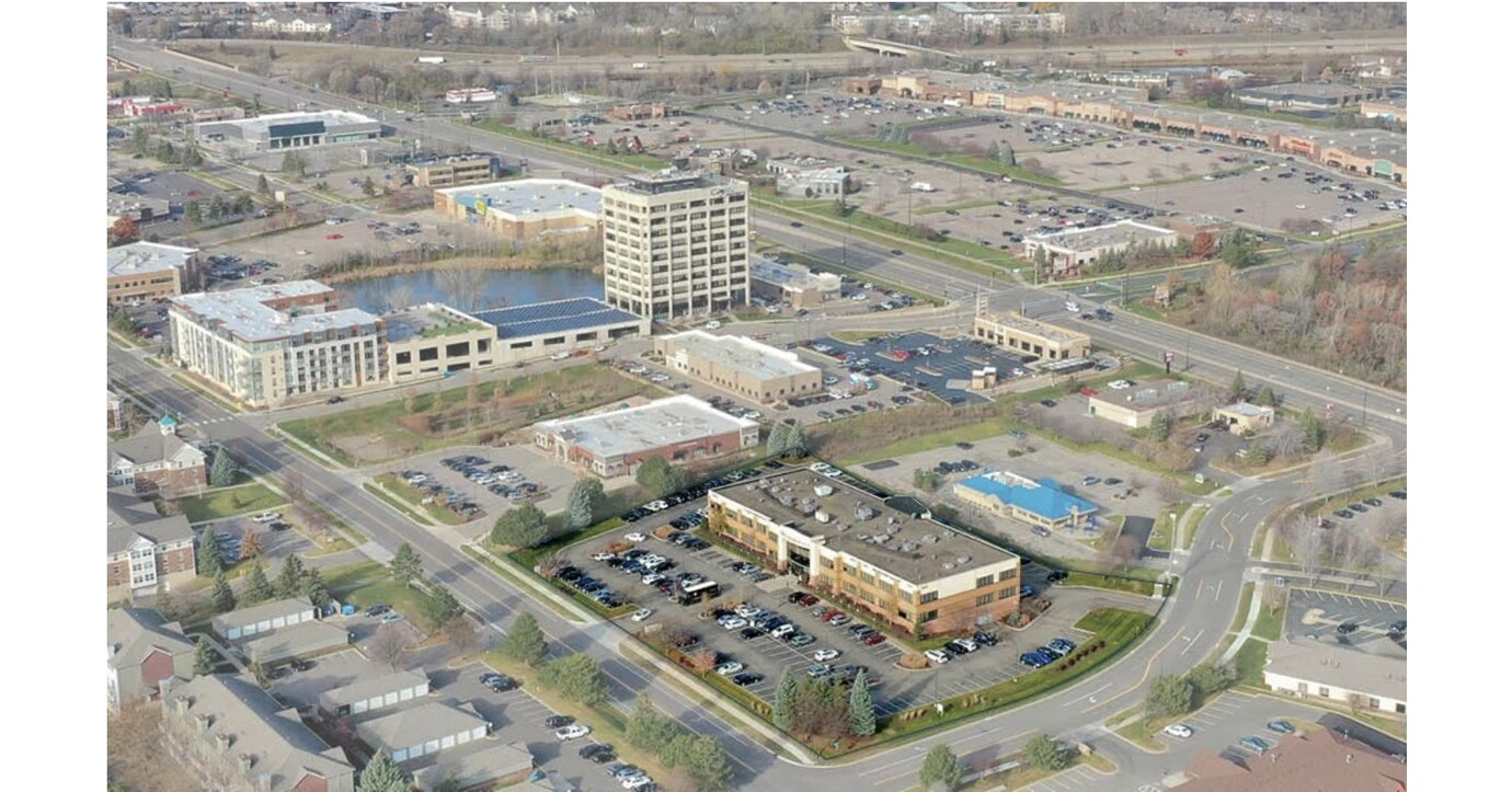 Tareen Development Partners Acquires Town Centre Plaza in Eagan and ...