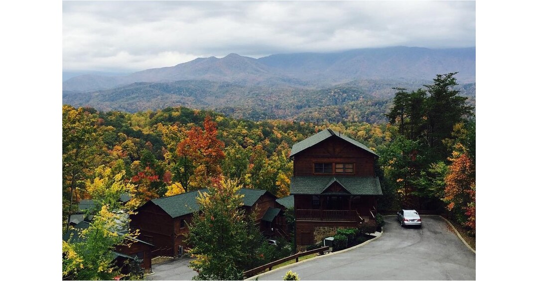 Gatlinburg Cabin Rental Company Announces "Buy 2, Get 1" Travel Deal