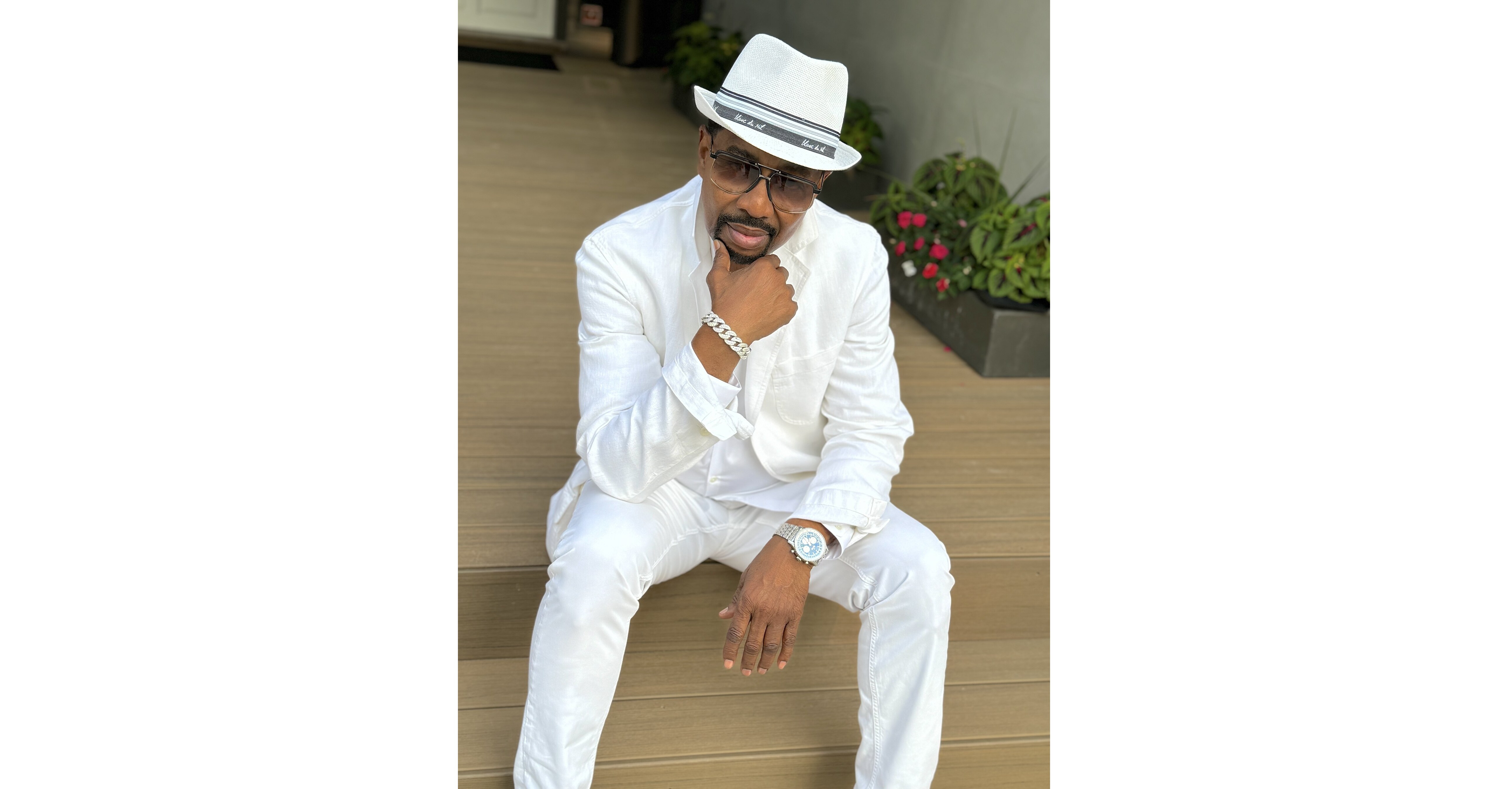 Smooth R&B Artist Reggie Braxton Covers Erykah Badu's "Next Lifetime ...