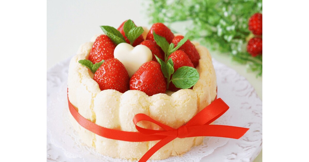 On Valentine's Day, a strawberry "charlotte" makes a perfect end to a ...