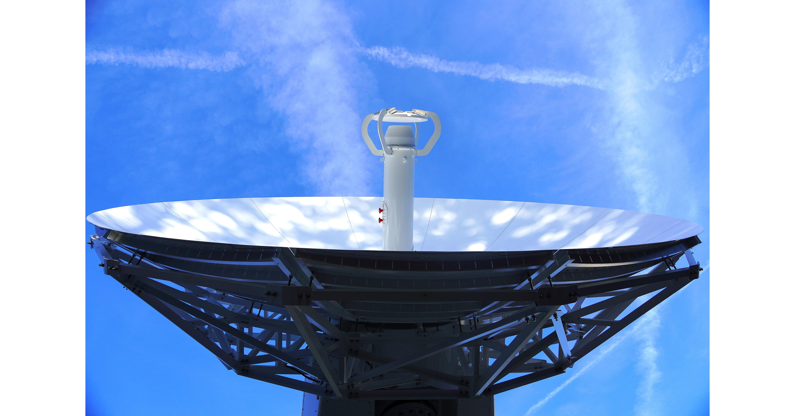 Safran DSI Marks Milestone with First U.S.-Built VISION Antenna