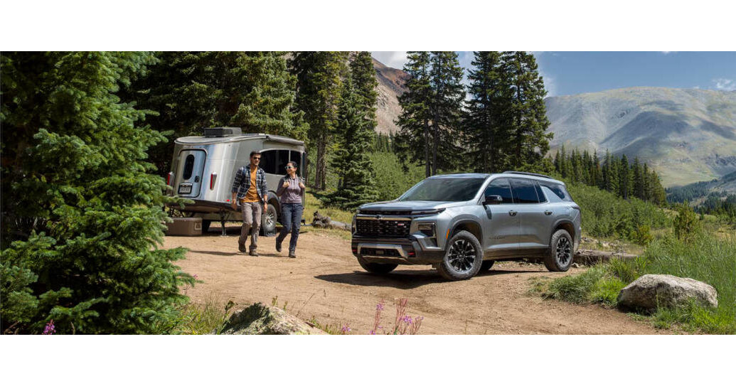 2025 Chevy Traverse Research Now Available at Carl Black!