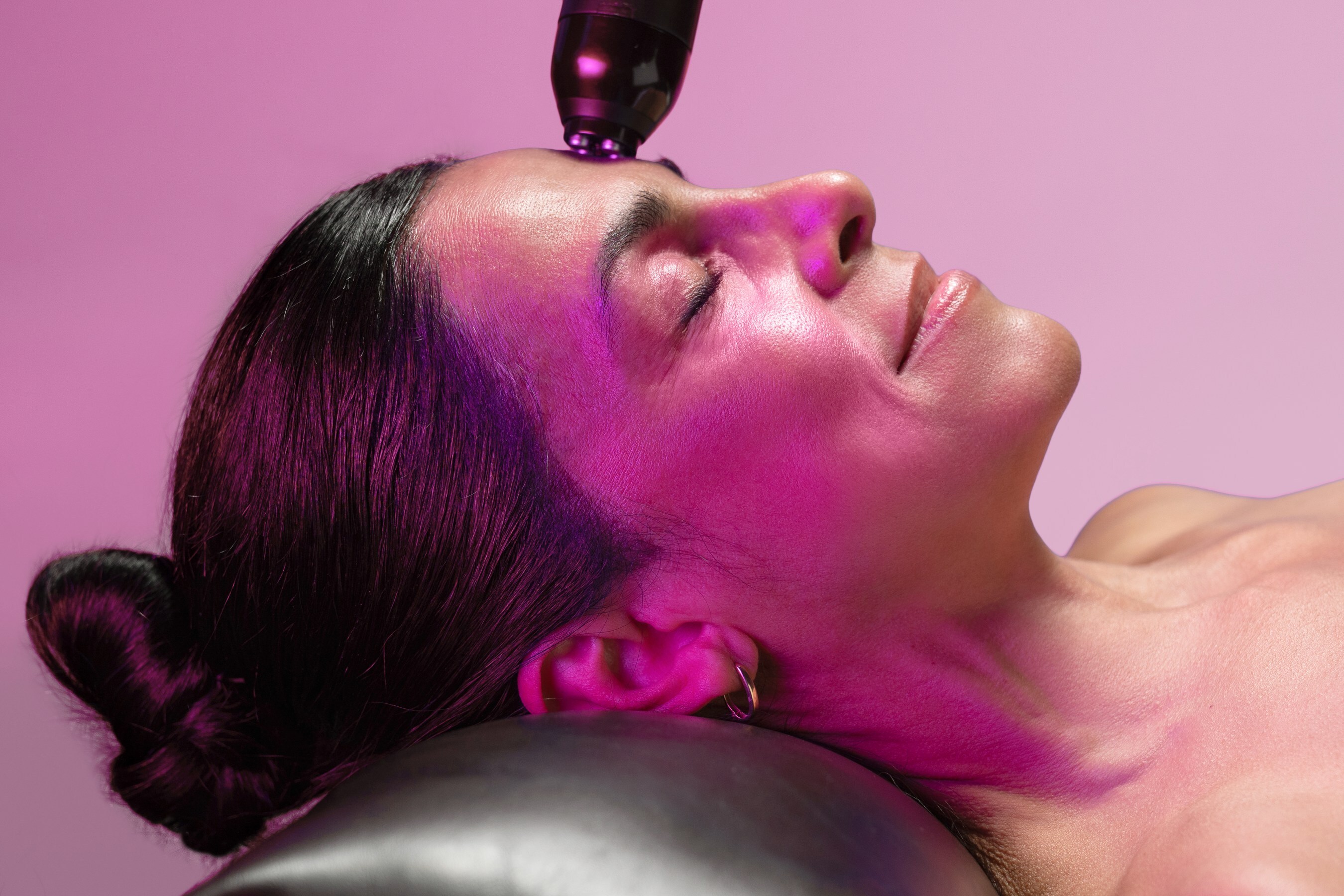 Glo2Facial Launches RF Pro by Geneo United - Los Angeles Biotechnology ...