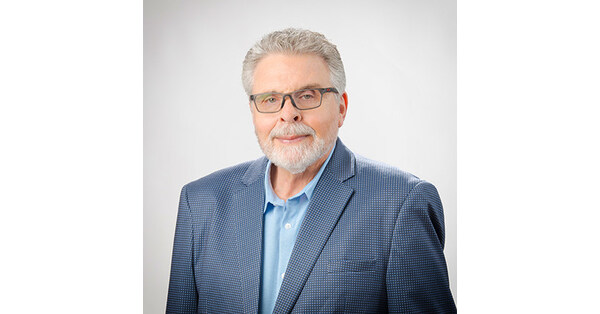 The Inner Circle acknowledges, Michael Rezak, MD, Ph.D, DBe as a Pinnacle Lifetime Member