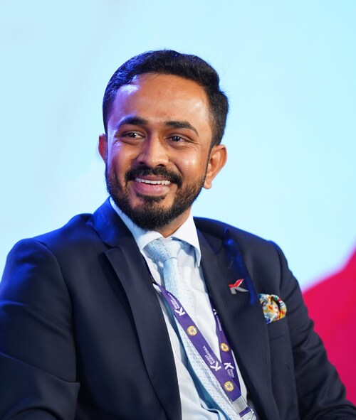 Vijay Nirani Honored as India Climate Youth Icon at India Climate ...