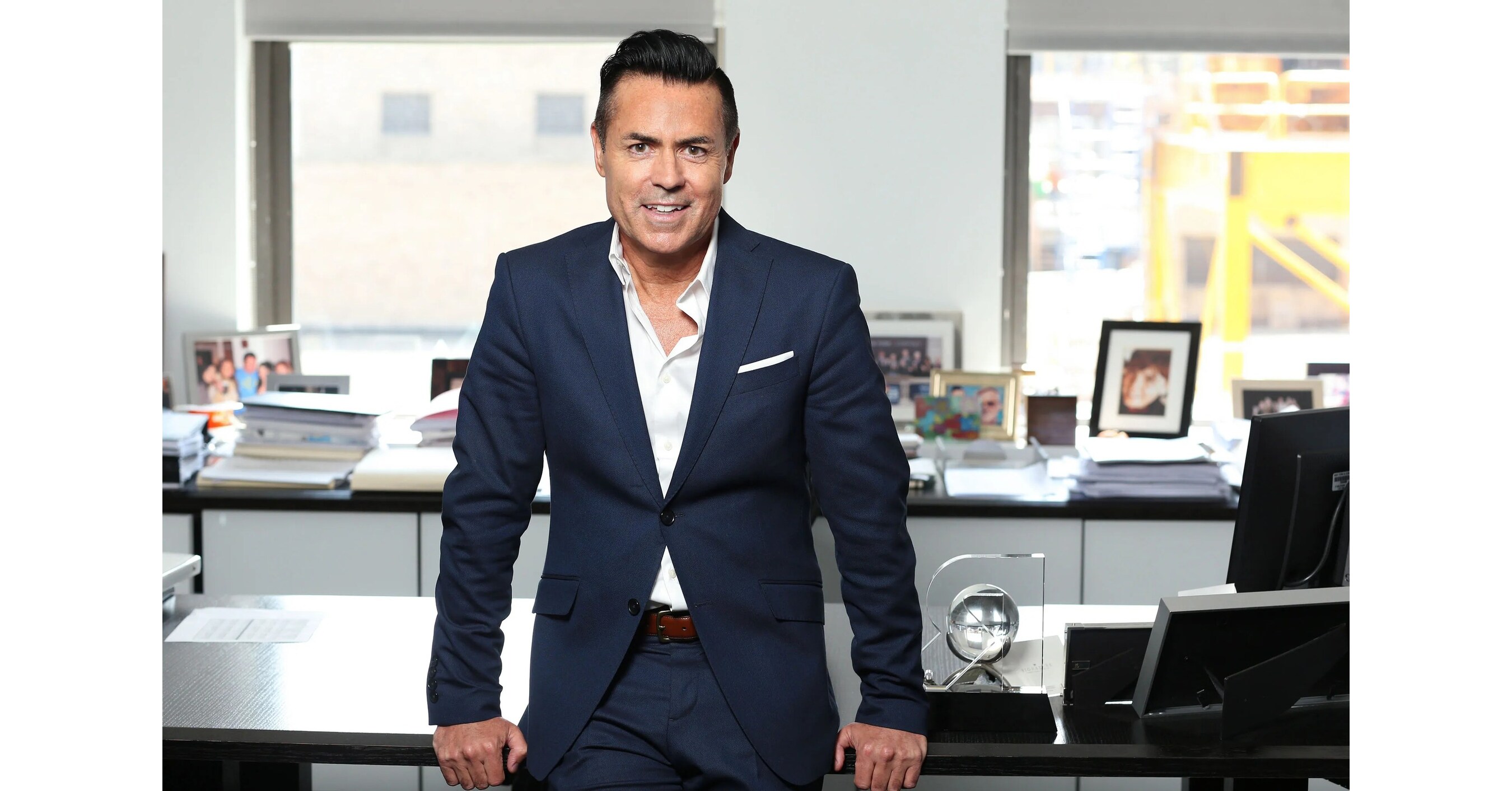 PHOENIX Appoints Greg Scott as CEO to Lead EXPRESS and BONOBOS