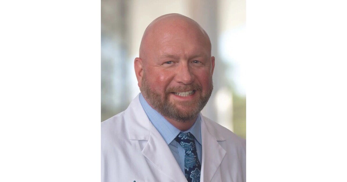 The Inner Circle acknowledges, Henry T. Leis, MD, FAAOS as a Pinnacle Lifetime Member