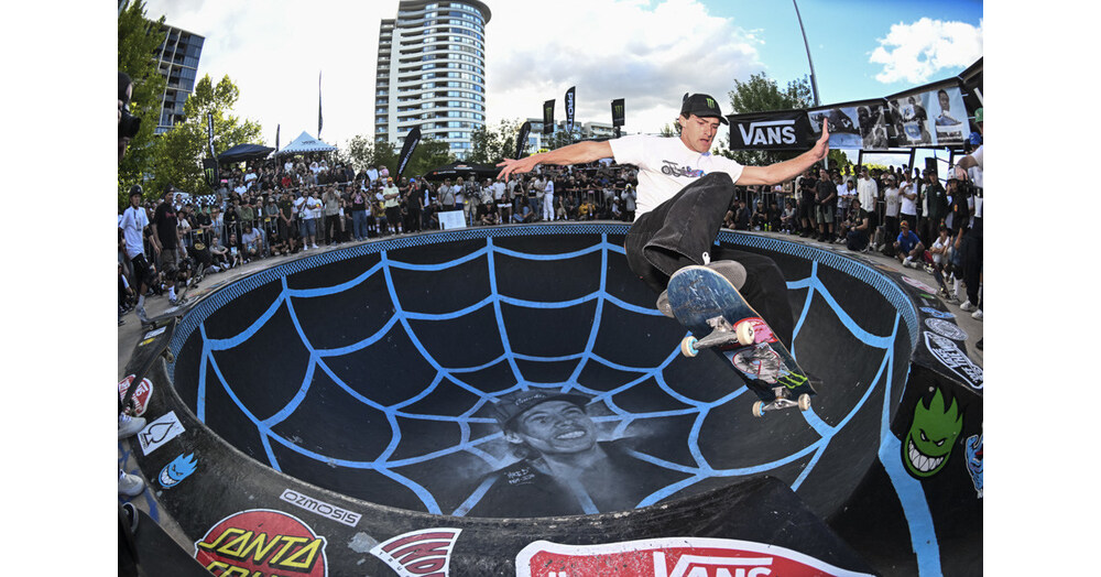 Monster Energy's Tom Schaar Takes First Place in the 2025 Belco Bowl ...