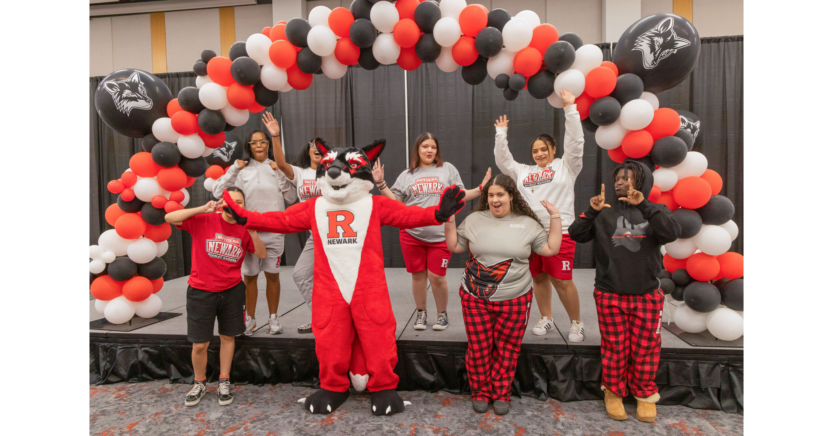 Rutgers-Newark and Newark School of Fashion & Design Unveil New Line of ...