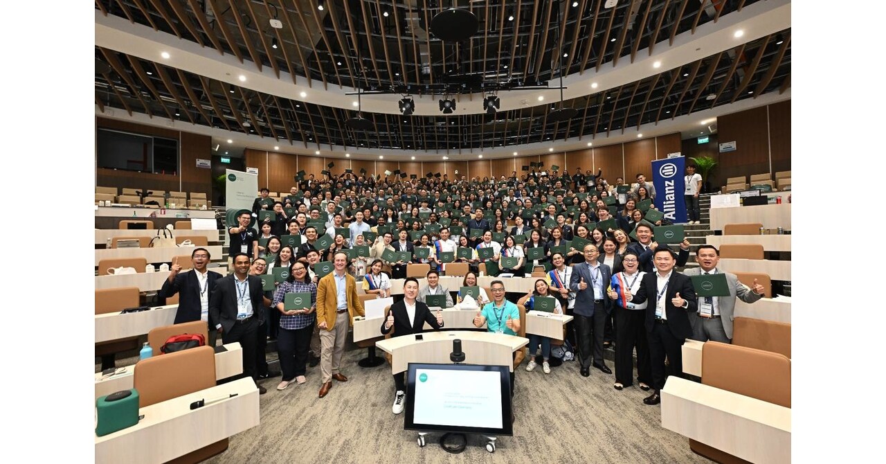 Allianz Asia Pacific Celebrates the Inaugural Graduation of 200 Agents ...