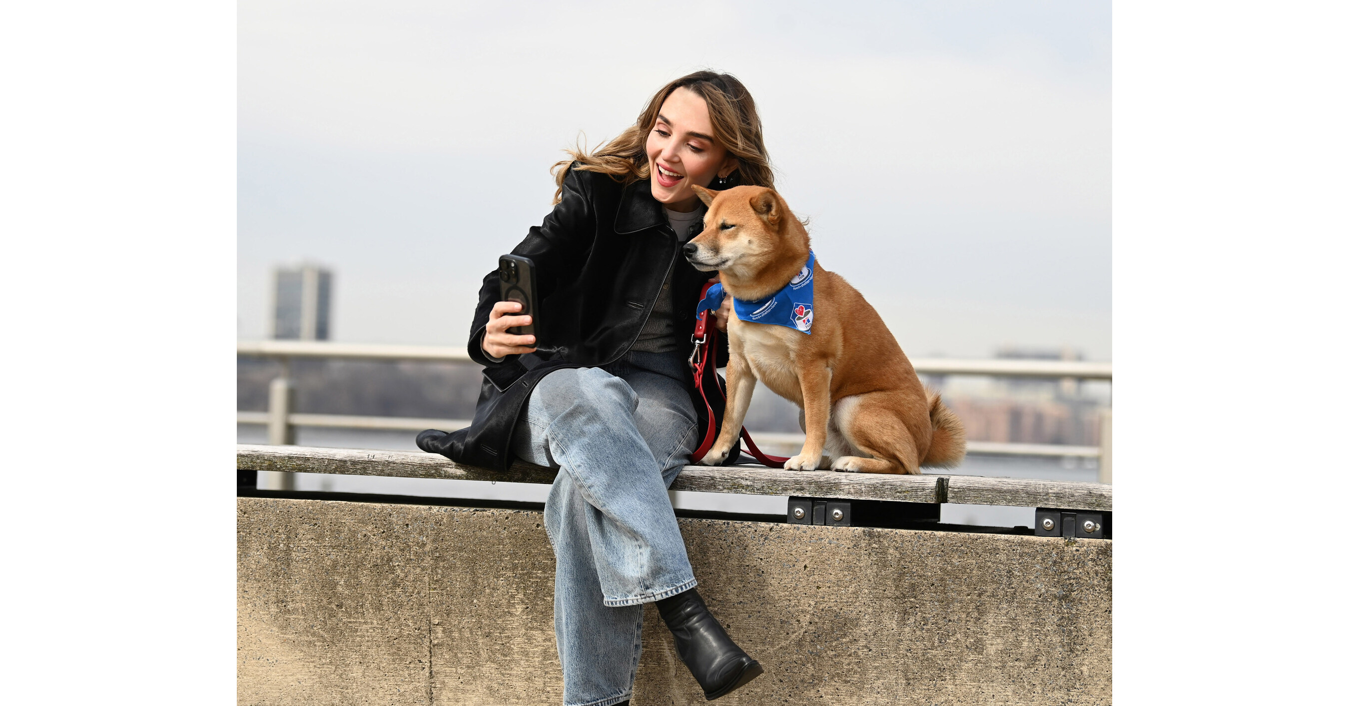 ACTRESS AND COMEDIAN CHLOE FINEMAN TAKES DOG, PEACH, ON A WEIGHT LOSS ...