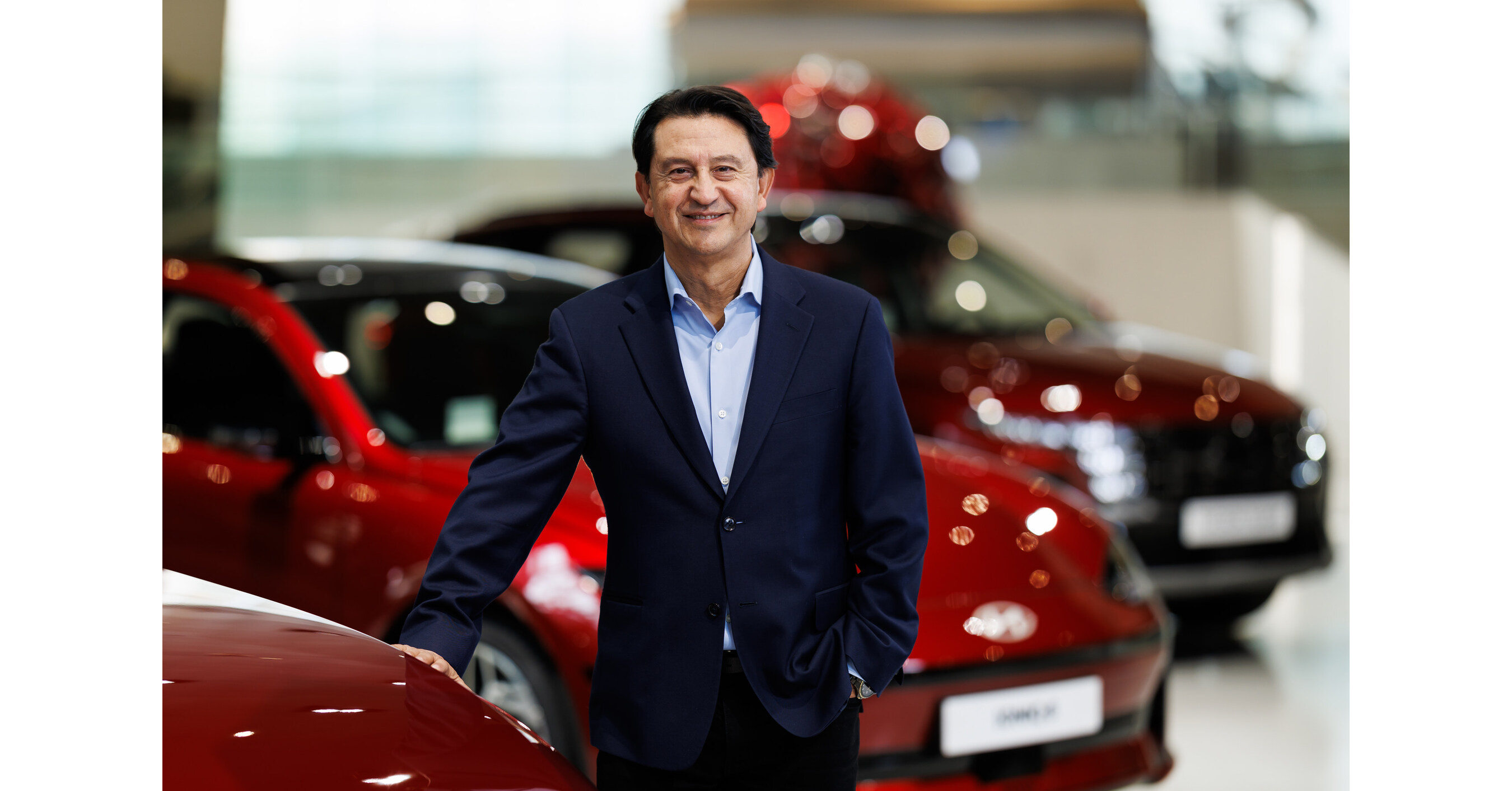 Hyundai Motor Company CEO José Muñoz Named 2025 MotorTrend Person of ...