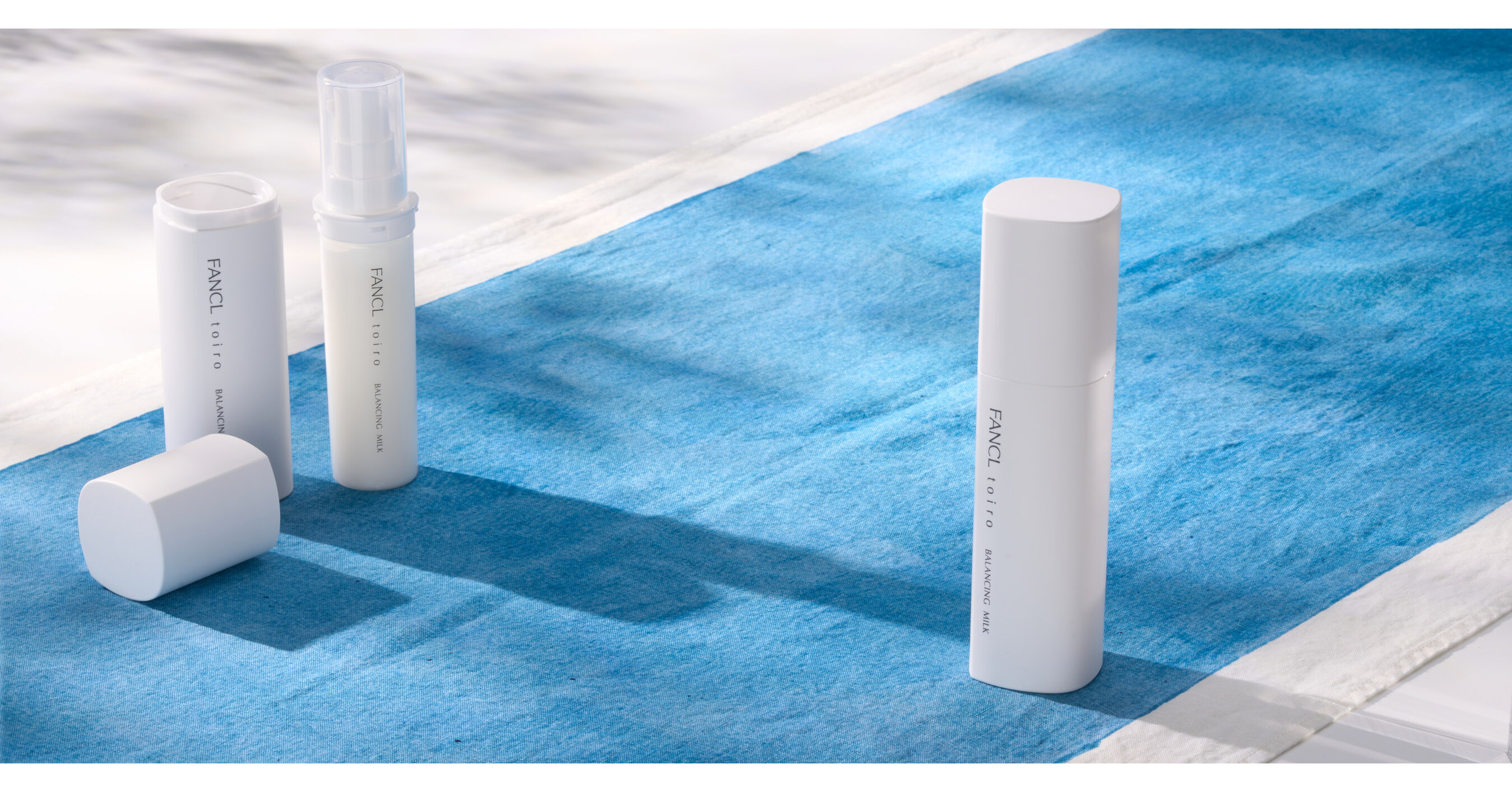 FANCL adopta la tendencia reutilizable en el cuidado de la piel con envases Eastman Tritan™