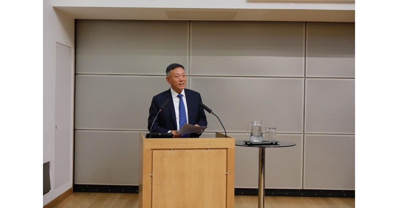 Digital China's Guo Wei Takes the Stage at Cambridge, Decoding Paradigm ...