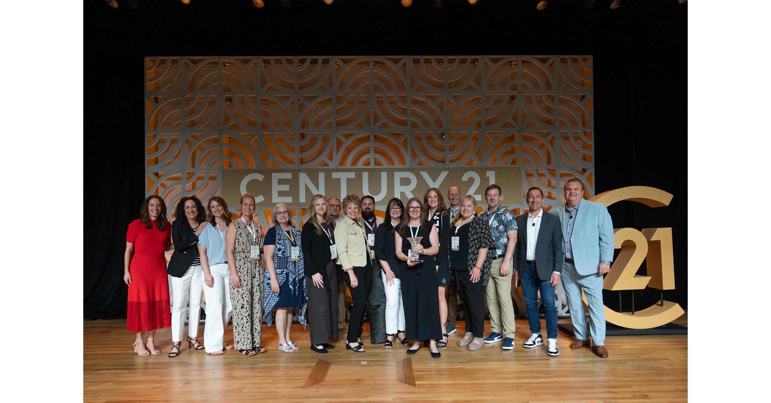 NORTH DAKOTA-BASED CENTURY 21 MORRISON REALTY RECEIVES THE CENTURY 21 ...