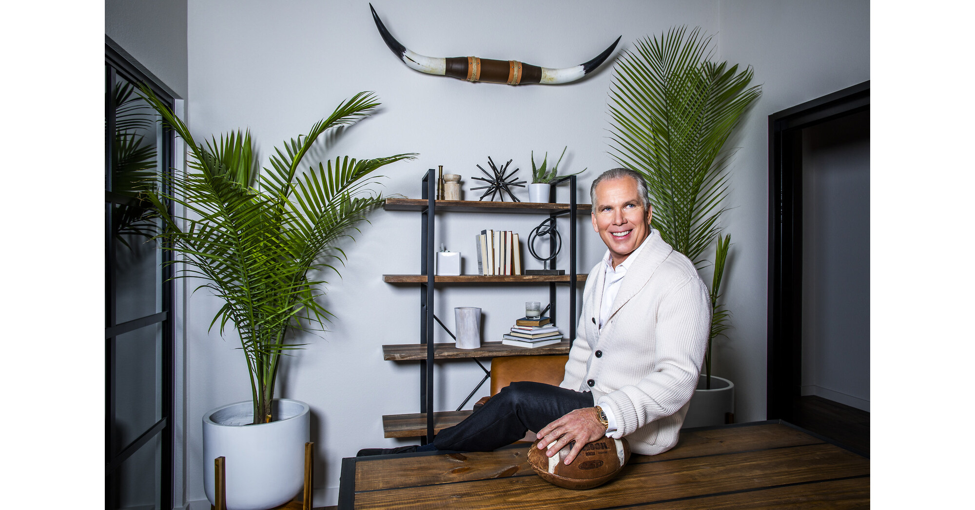 Thomas J. Henry celebra su cumpleaños retribuyendo con un sorteo de 1 ...