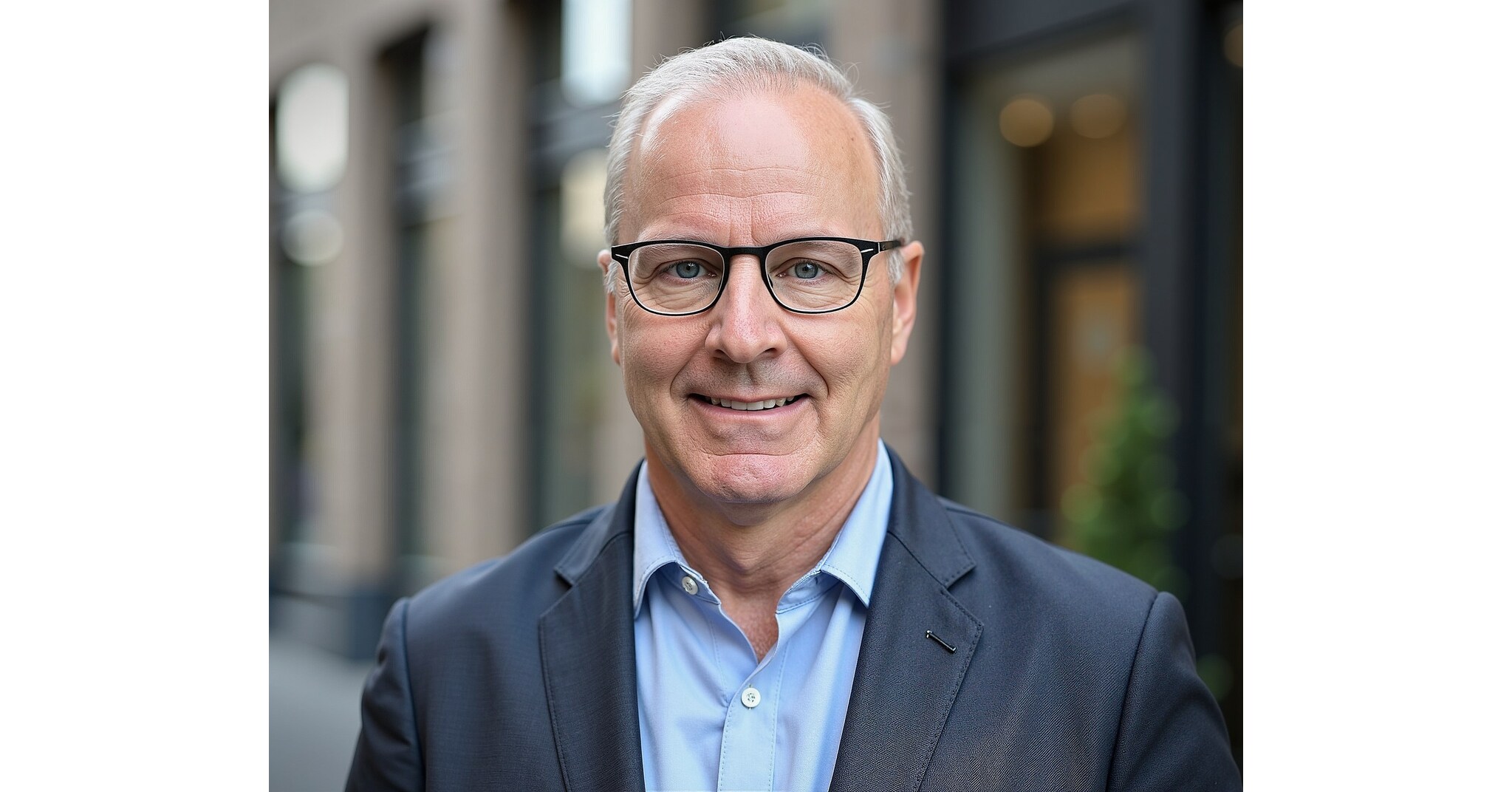 Bob Rowe Joins First Legal as President