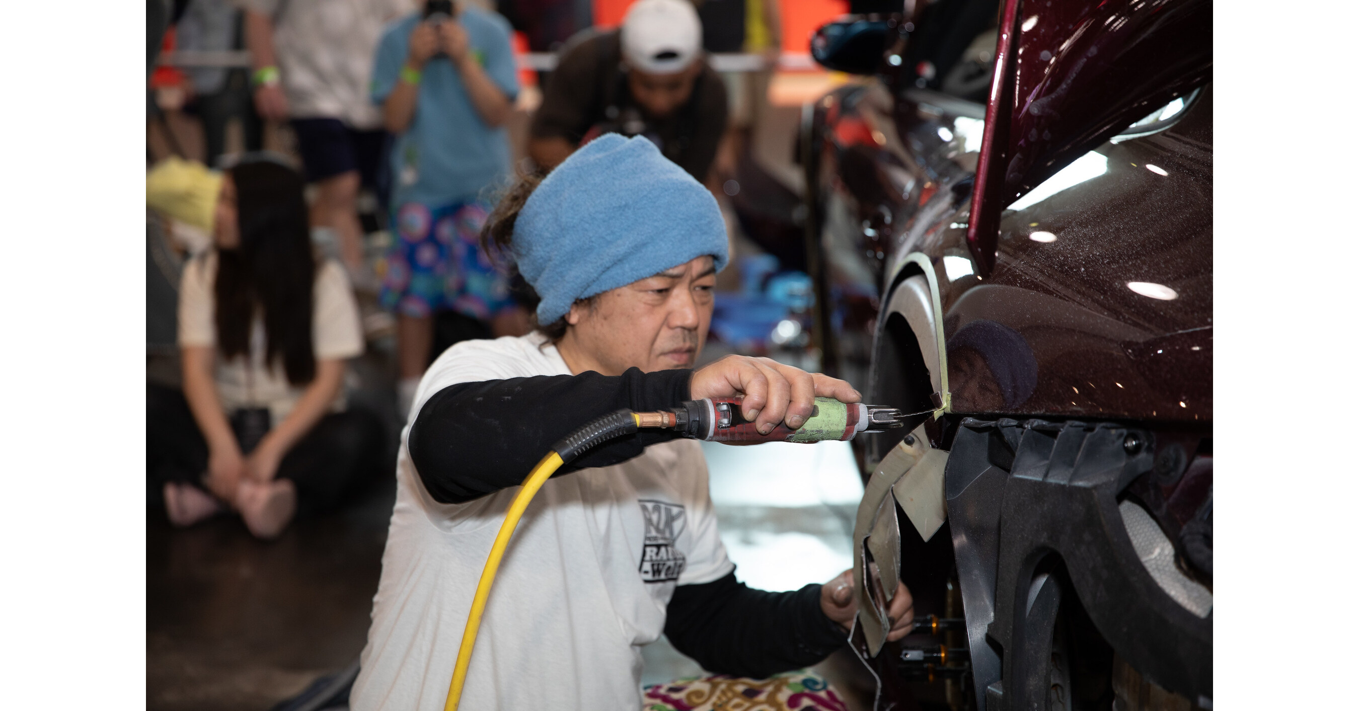 World-Famous Master Craftsman Completes First-Ever Auto Show Build in ...