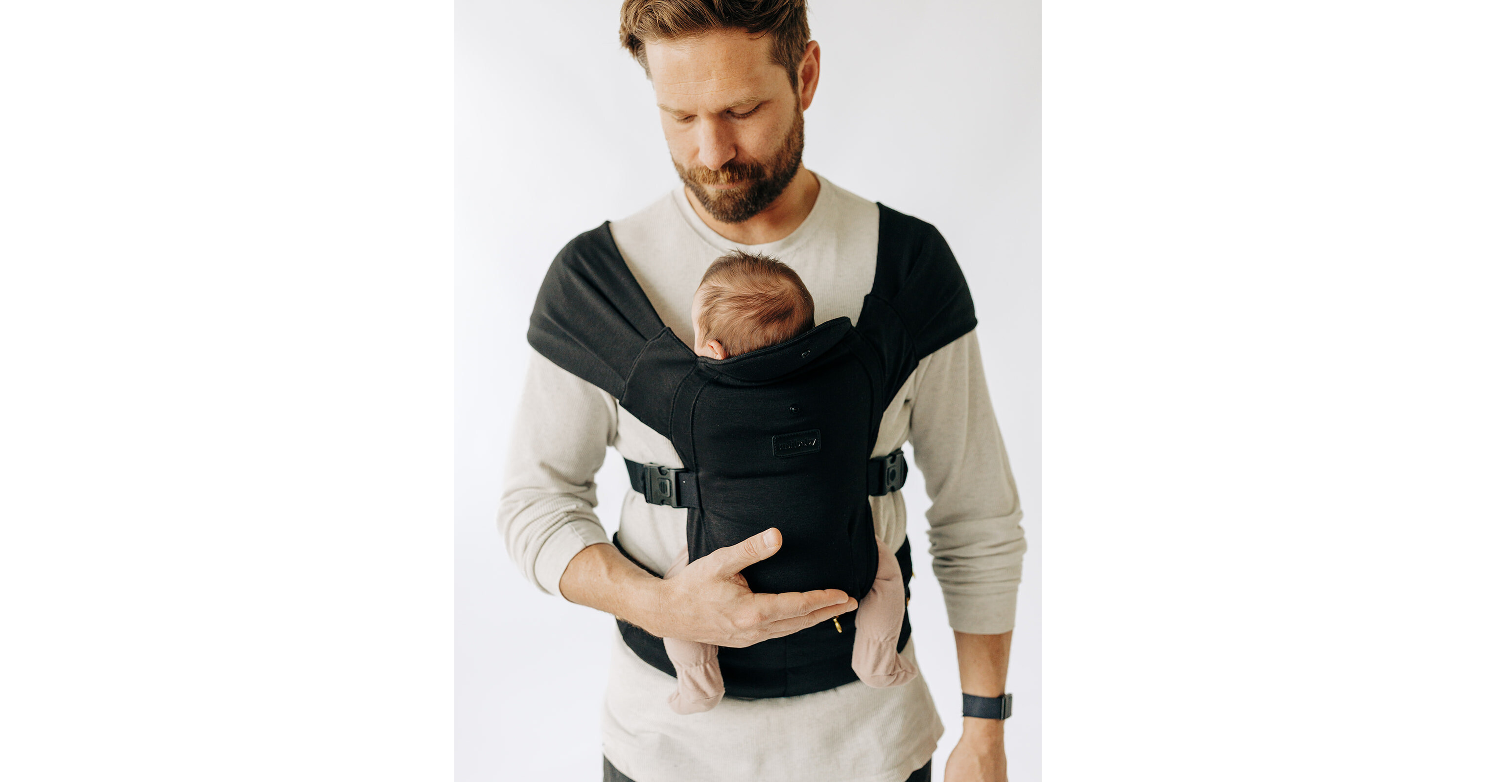 Tushbaby Launches The Pearl -- A New Era for Newborn Carriers