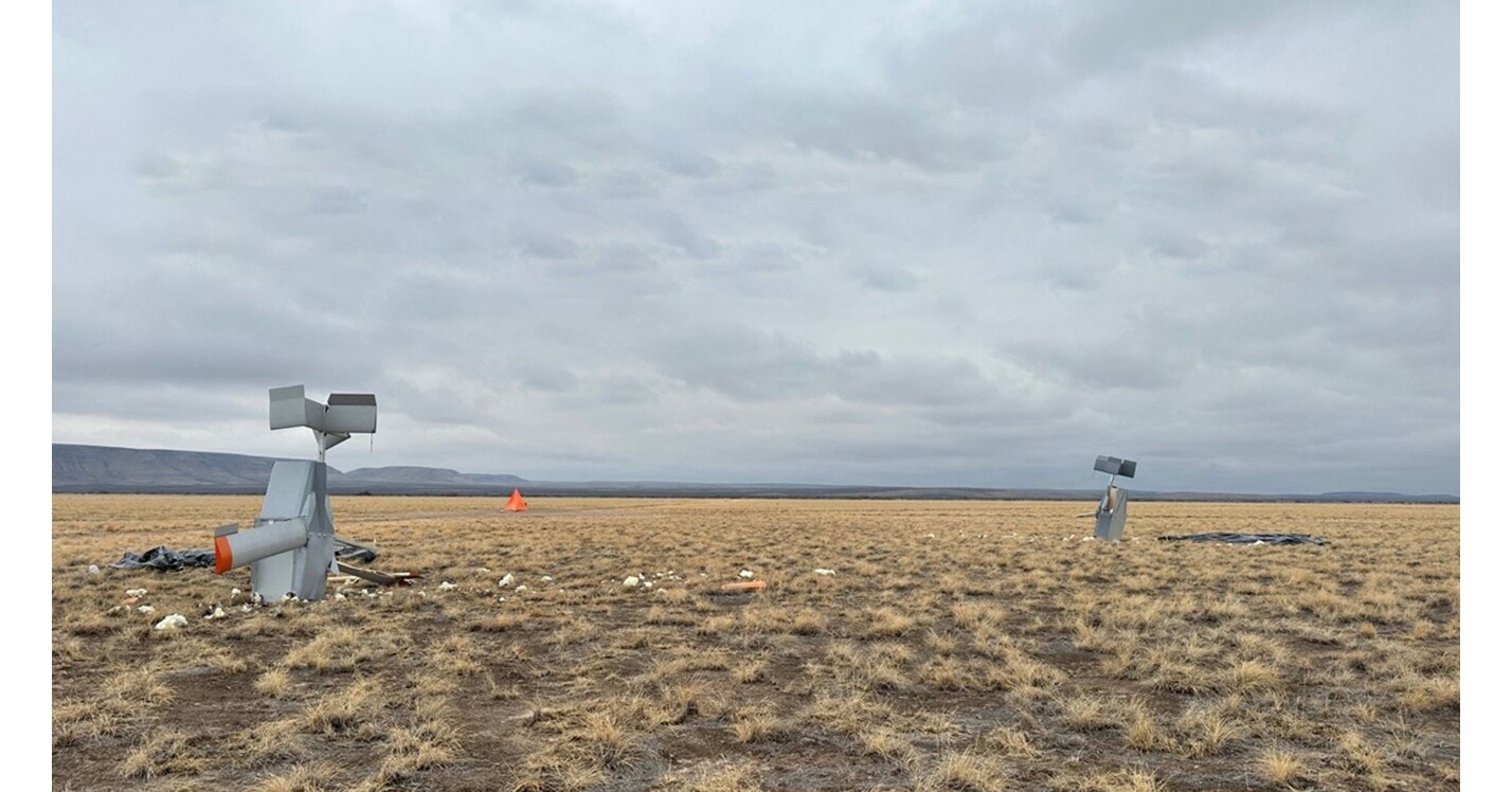 DZYNE Delivers New Autonomous Cargo Glider 'Grasshopper' to US Air Force
