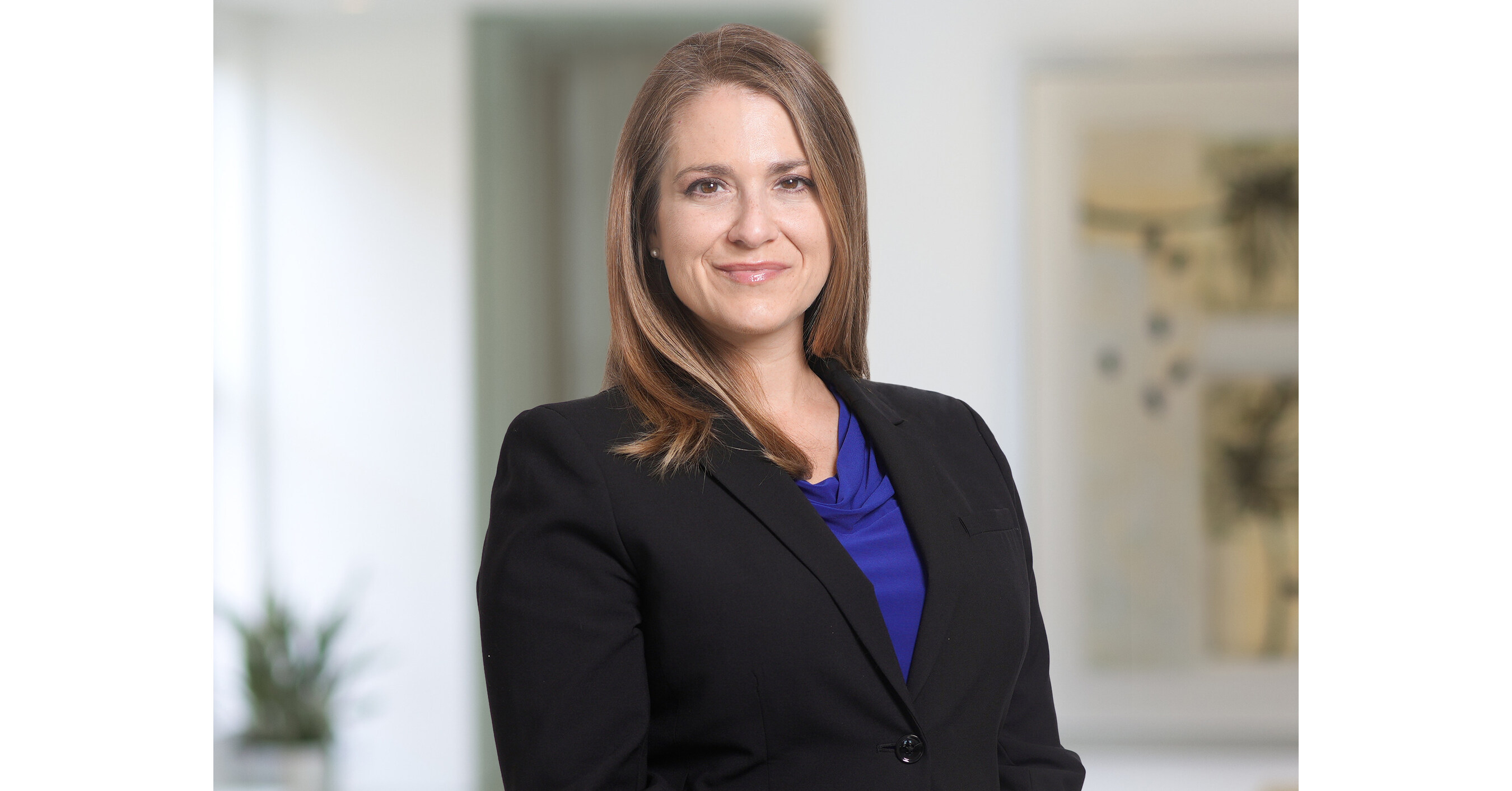 Senior DOJ Appellate Attorney Elizabeth Hecker Joins Crowell & Moring ...
