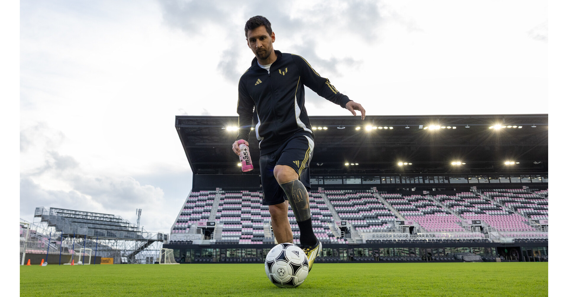 Más+ by Messi® Introduces "Trick Shot Challenge" Giving Fans Nationwide ...