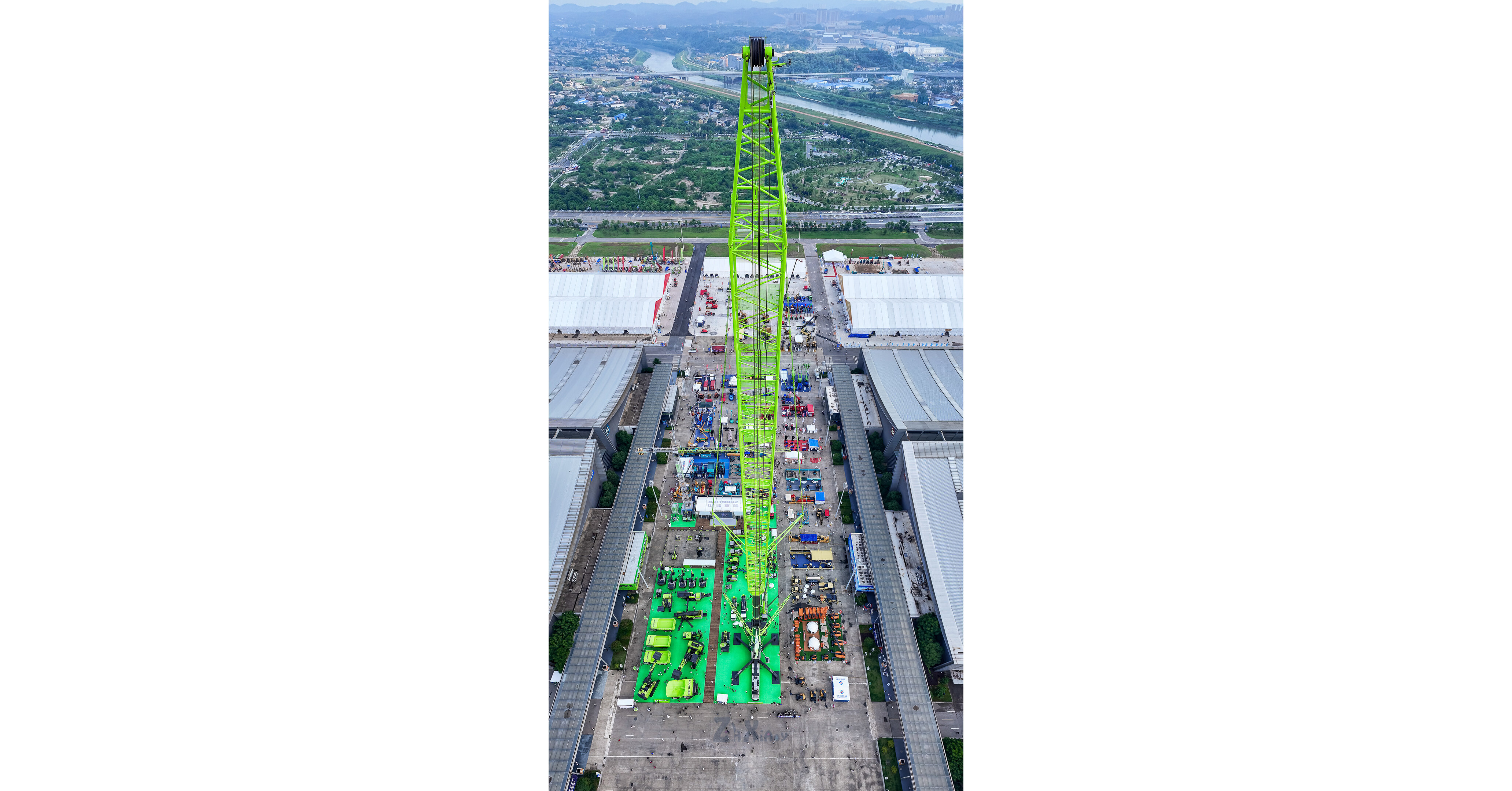 Grande première de Zoomlion à l'exposition internationale d'équipement ...