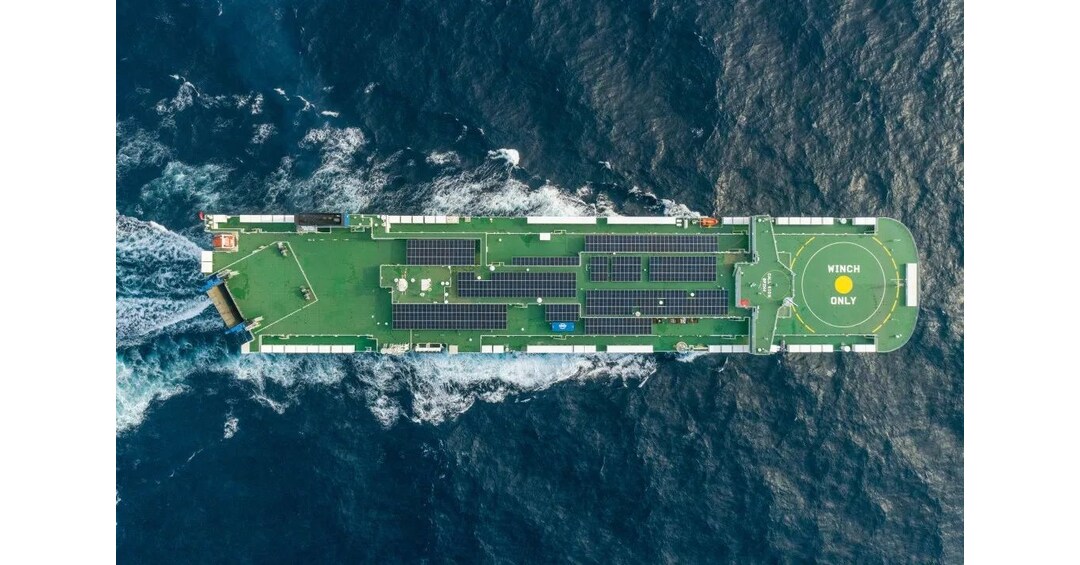 China's Largest PV+LNG Powered Car Carrier Sets Sail on Its Maiden ...