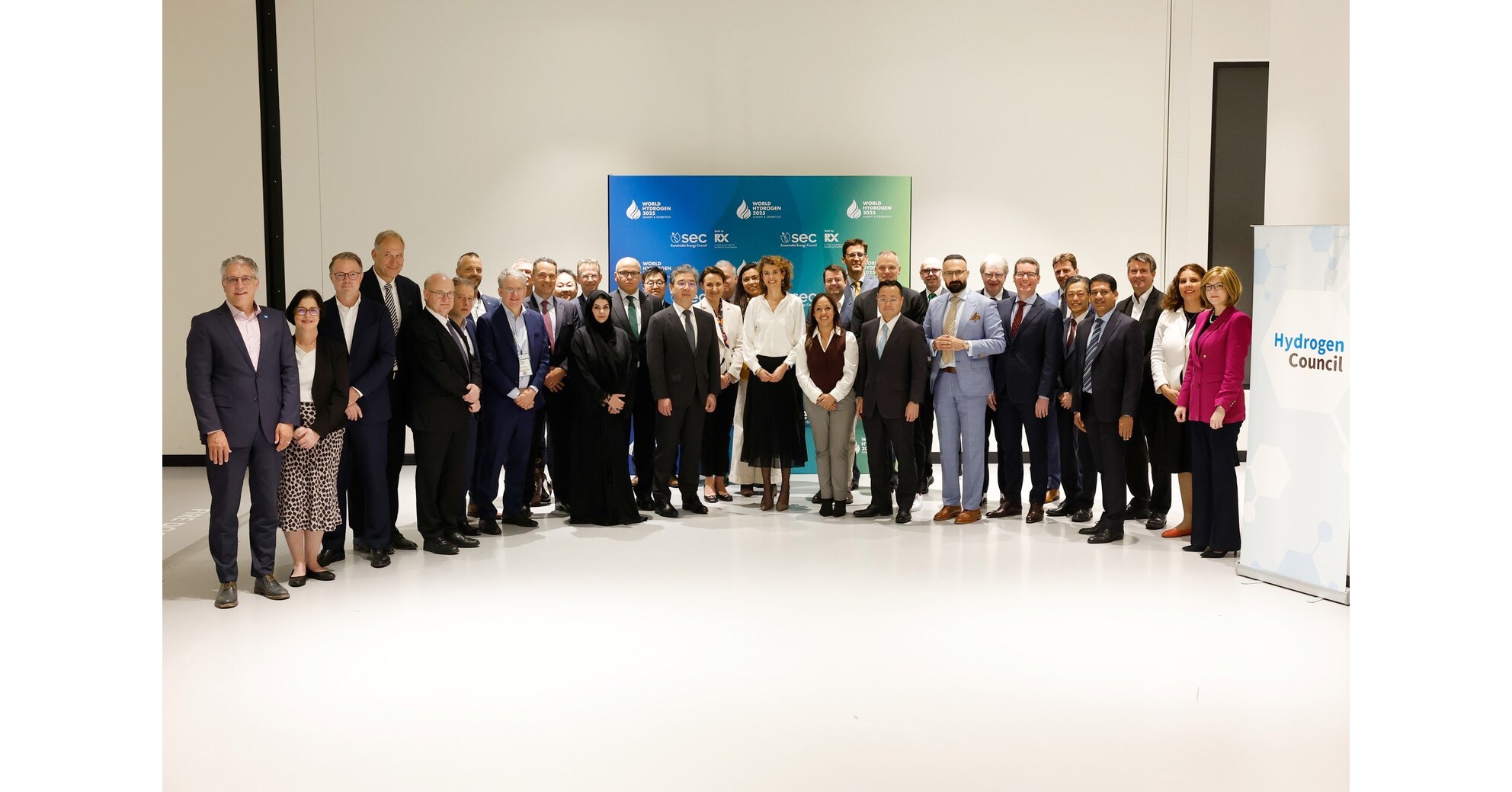 Hyundai Motor Group Showcases Global Hydrogen Leadership at World ...