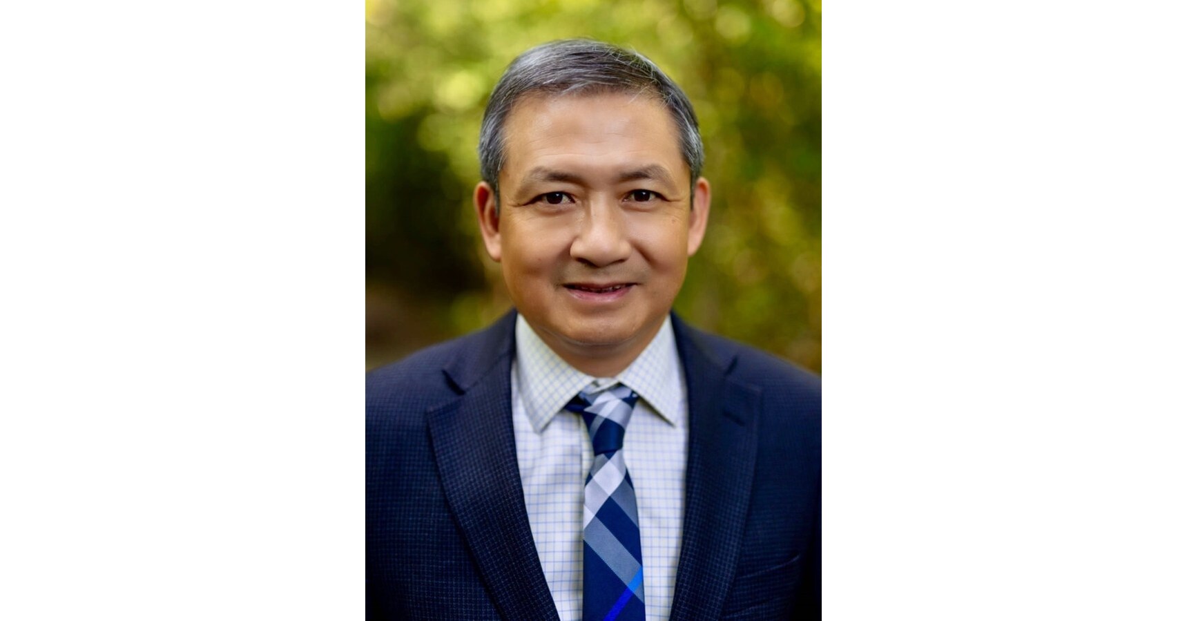 The Inner Circle acknowledges, Jun Lan as a Pinnacle Professional Member