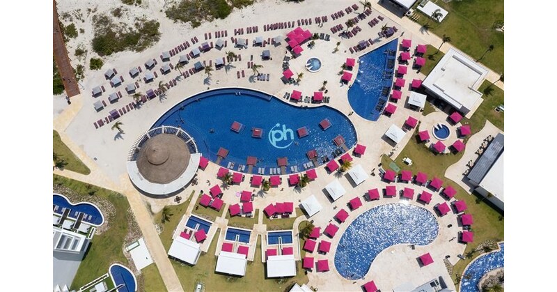 Sunwing Vacations, Make-A-Wish® Canada and Planet Hollywood Cancun come ...