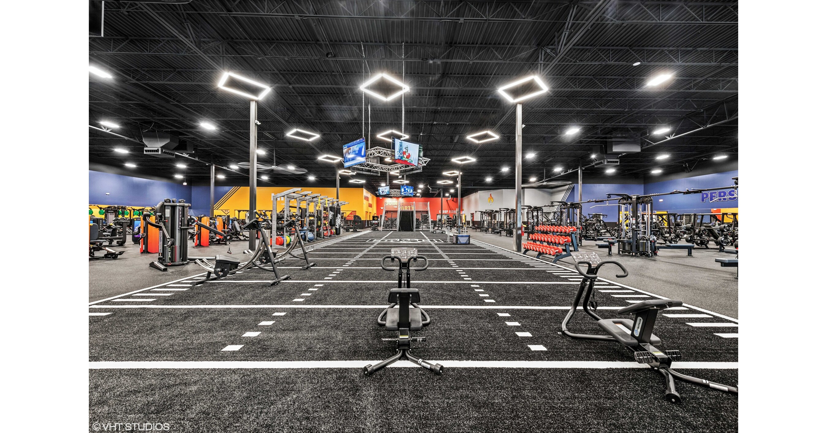 CR Fitness Holdings Launches One-Day Cyber Sale at Crunch Palm Harbor, FL