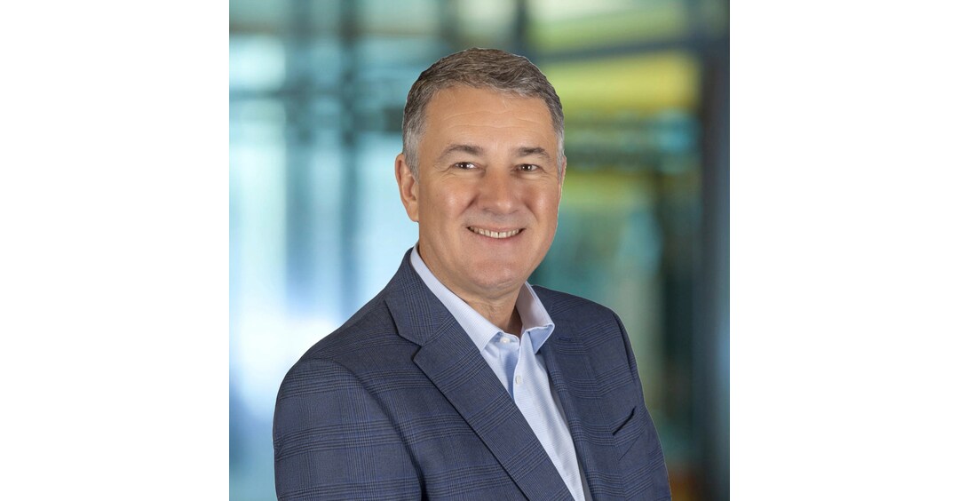 El experimentado líder Owen James fue ascendido a presidente de PRA ...