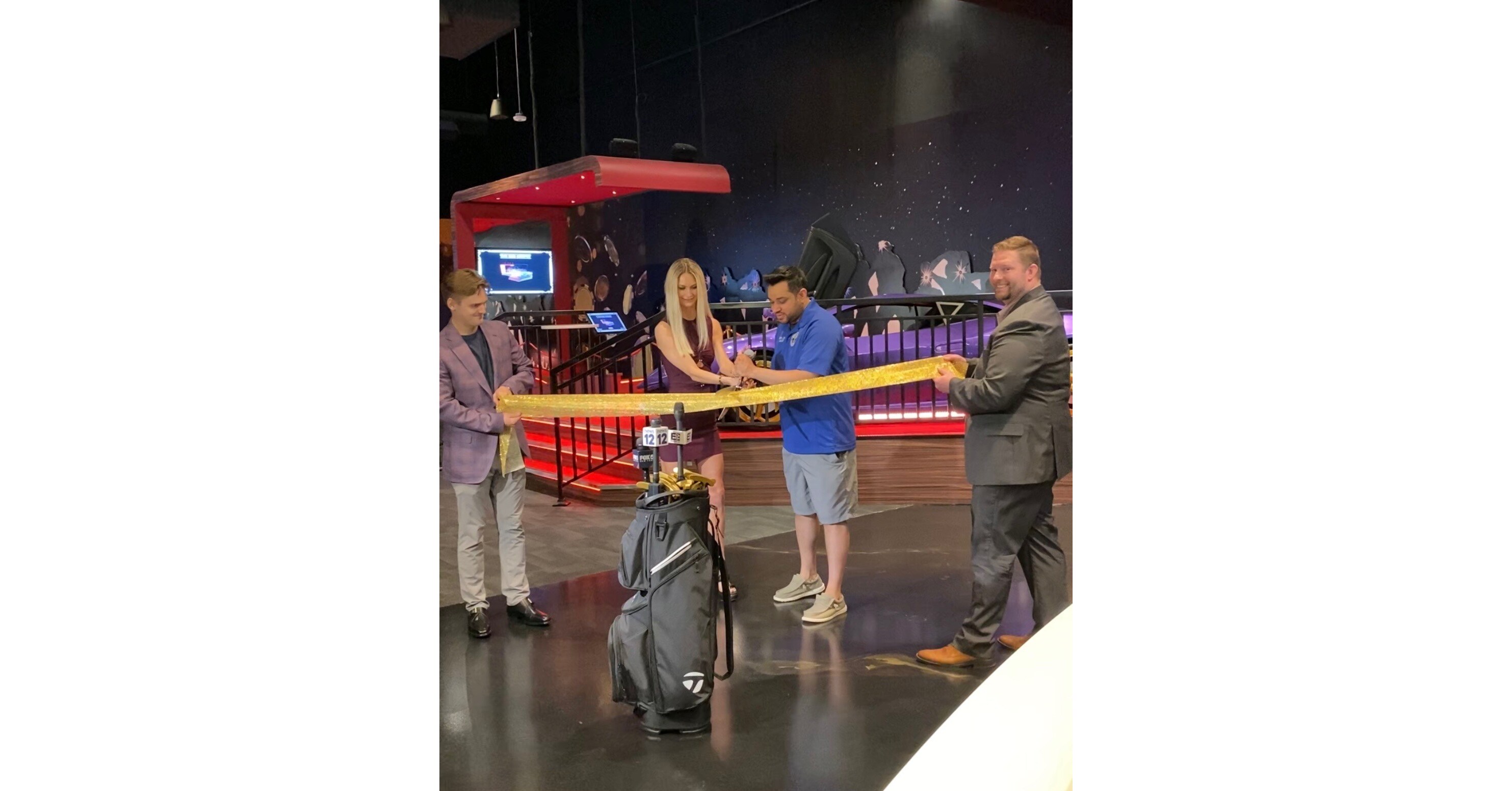 Albatross Launches in Dazzling Style in Edison, NJ as World's Largest ...