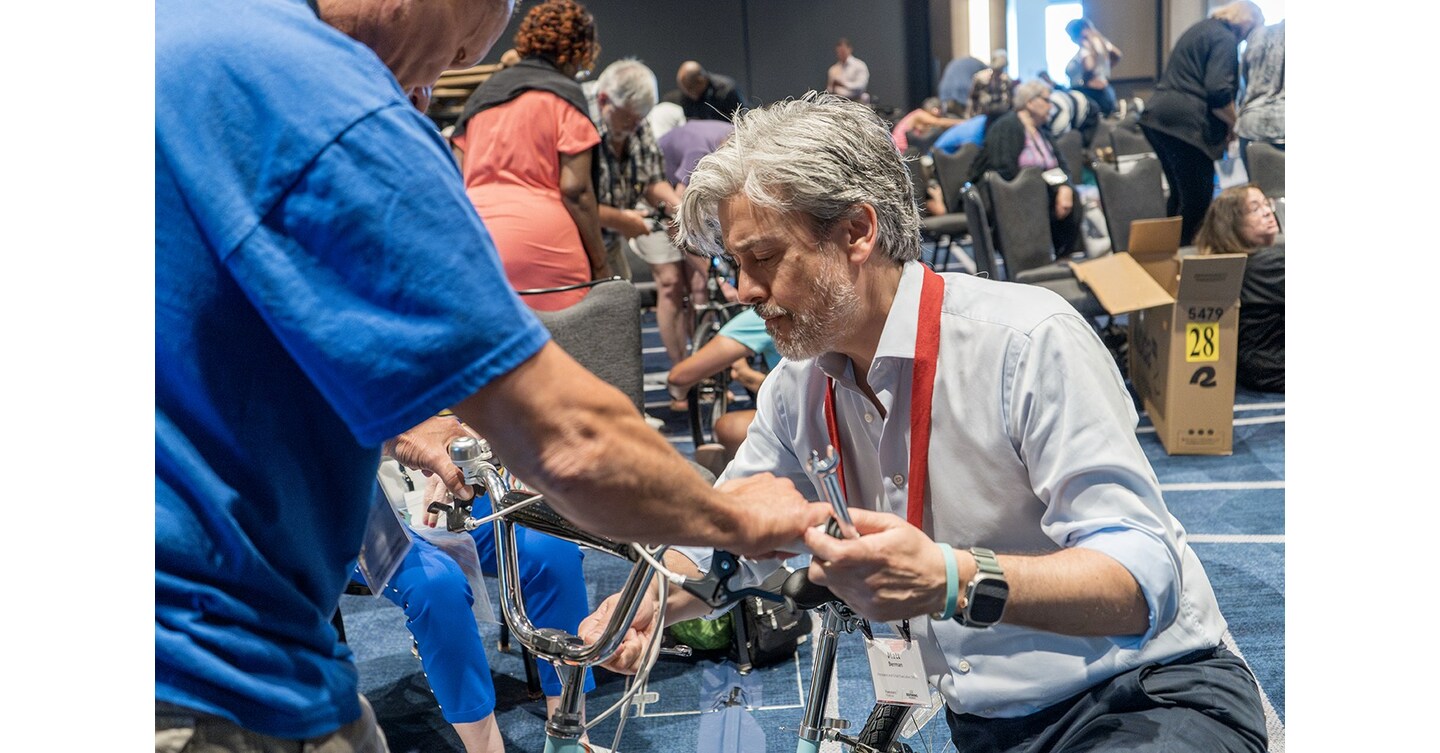 Foresters Financial and Odyssey Teams surprise Arlington children with ...