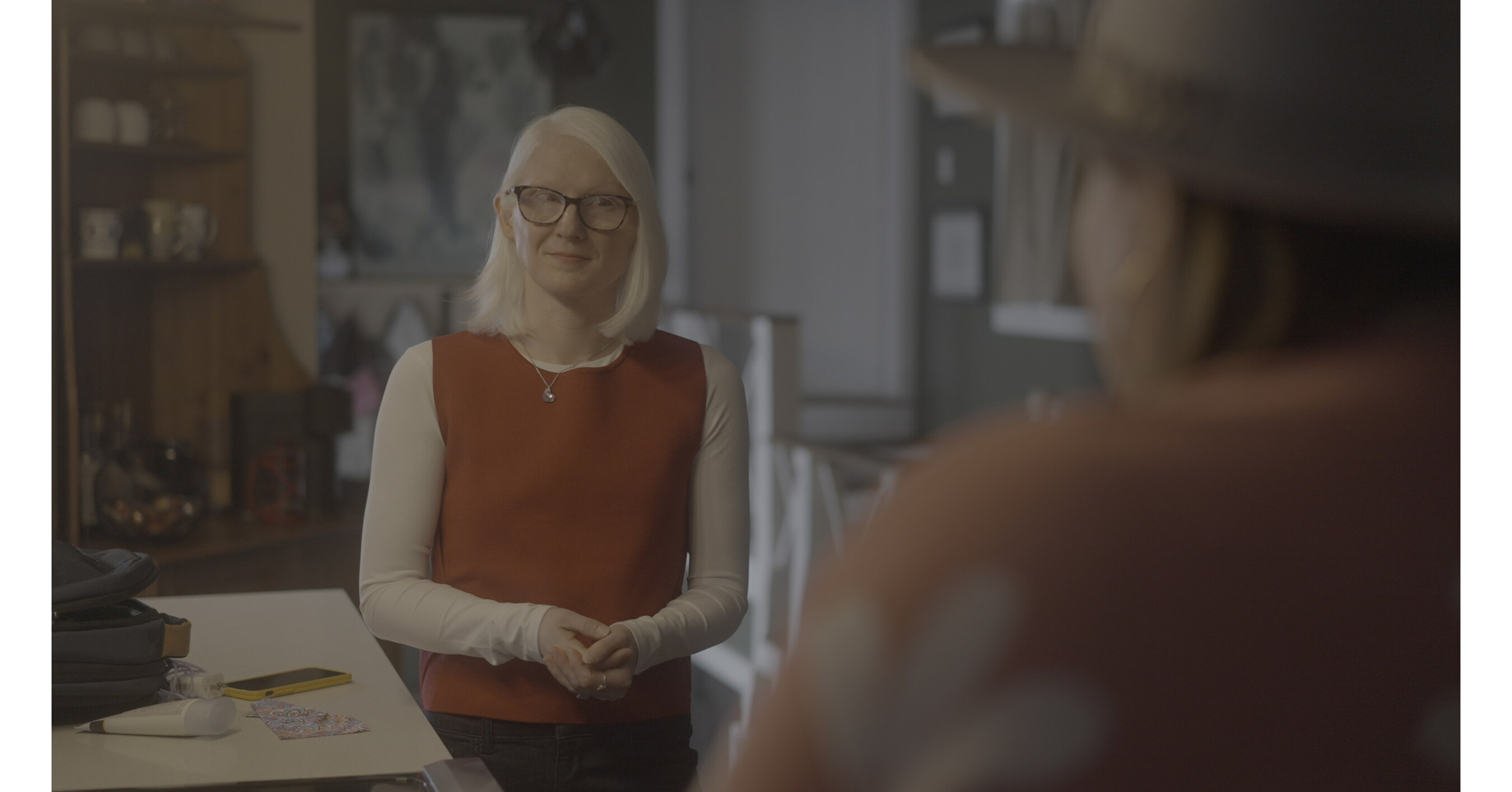 Partial sight and albinism become comedy gold in AMI-tv's new series ...