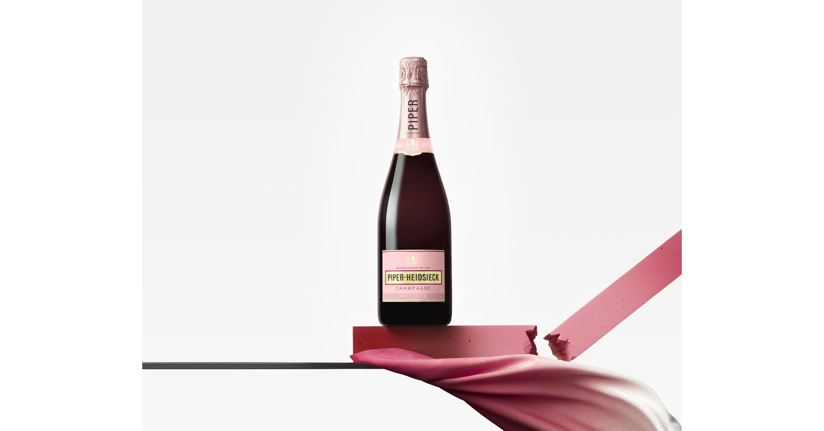 Piper-Heidsieck Unveils New Brut Rosé Champagne: A vibrant cuvée debuts ...